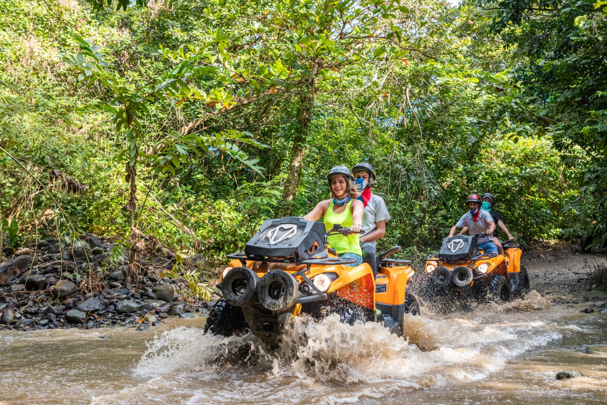 Amigos y Proveedores | Eco Adventures